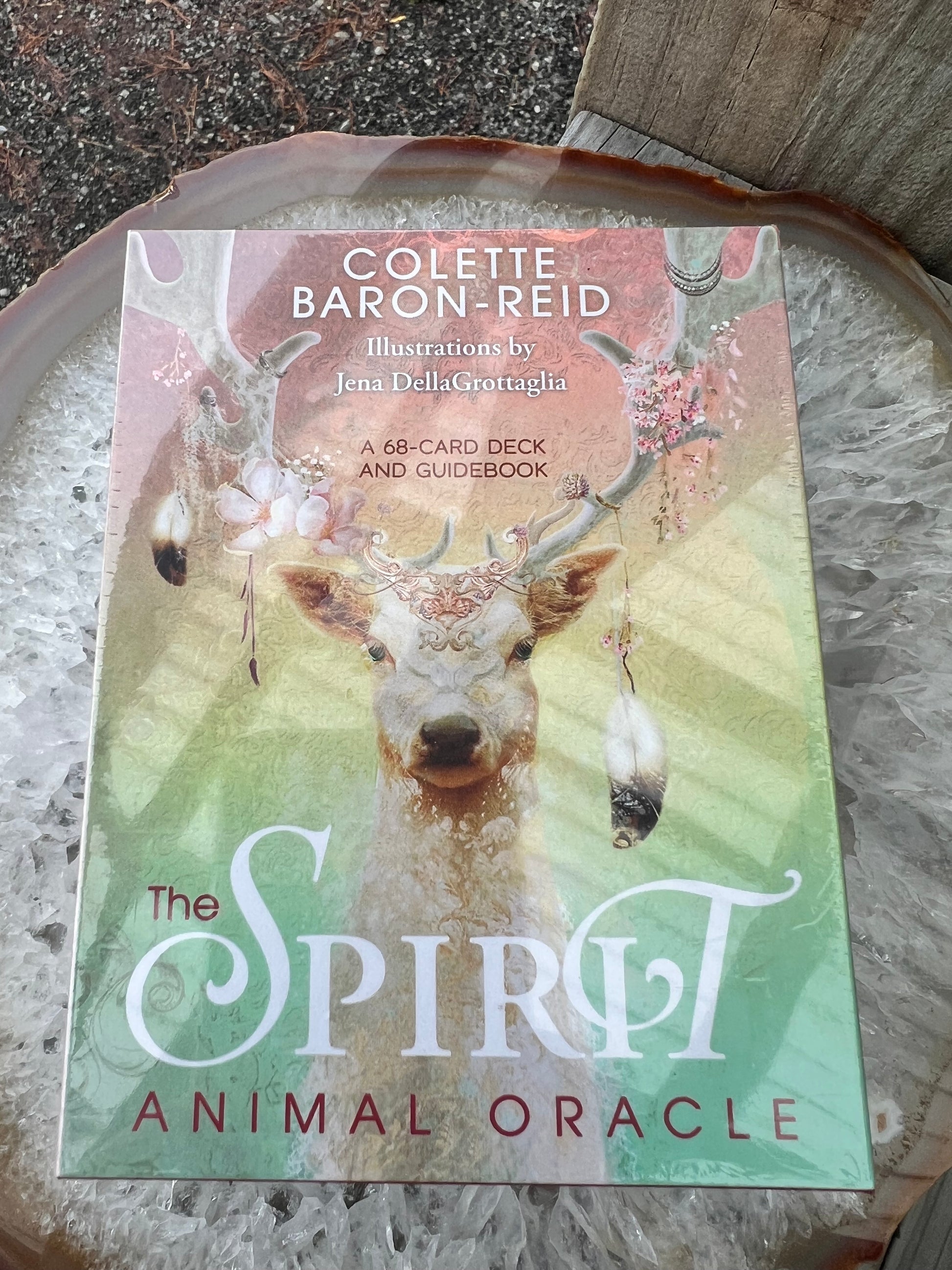 Spirit Animal Oracle Cards. A 68-Card Deck and Guidebook ( Colette Bar – Earth Elements NZ