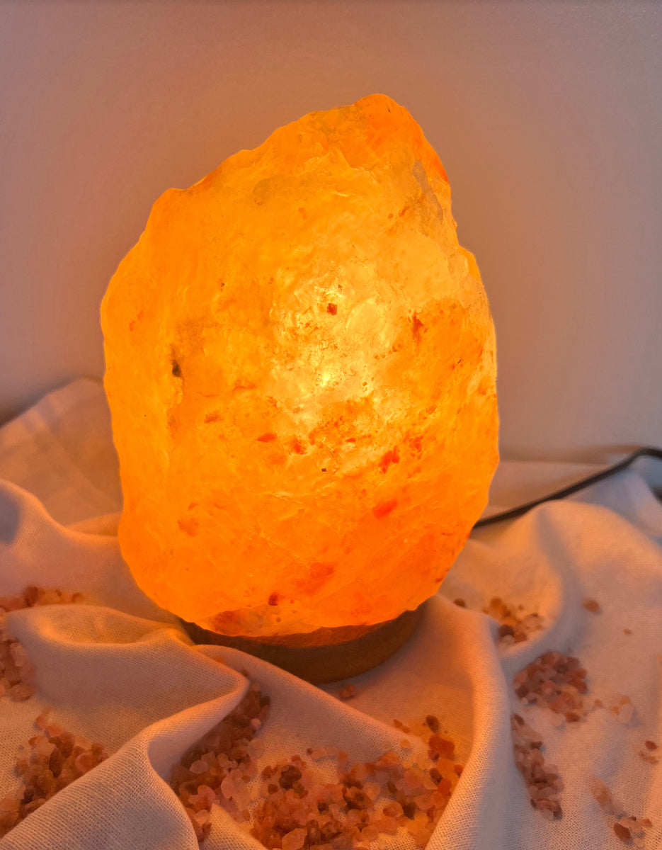 Himalayan Salt lamp 4-5kg Comes with Standard on/off Switch Lead and 1 ...