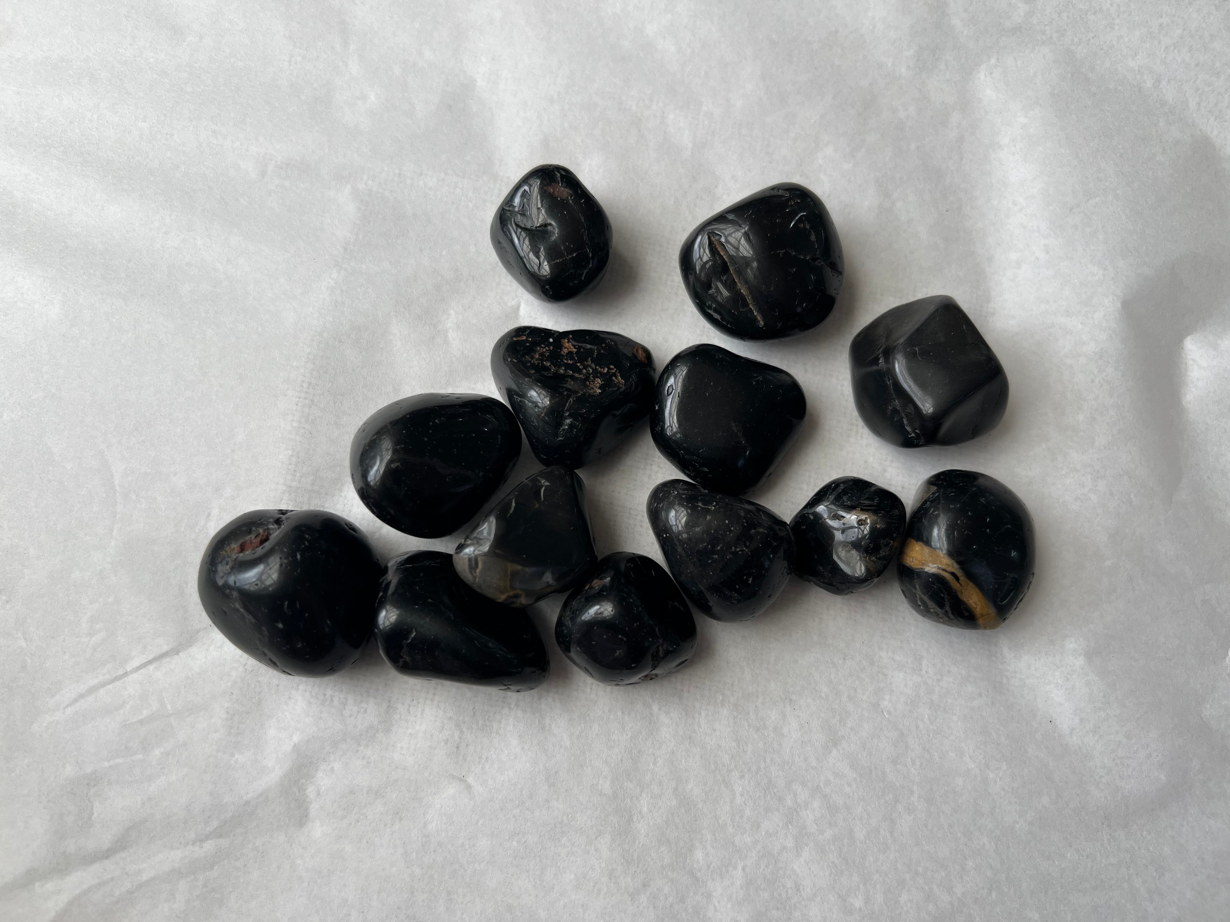 Black Onyx Tumble | Large – Earth Elements NZ